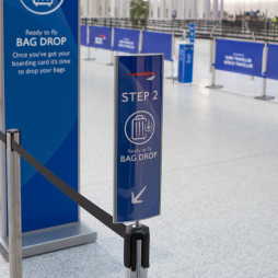 Tensamedia® Blade Profile Sign Holder | Signage | Tensator Group